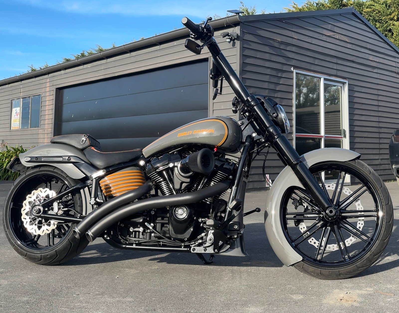 Harley Davidson Custom Breakout 2022 FXSB – LKtraz Motors